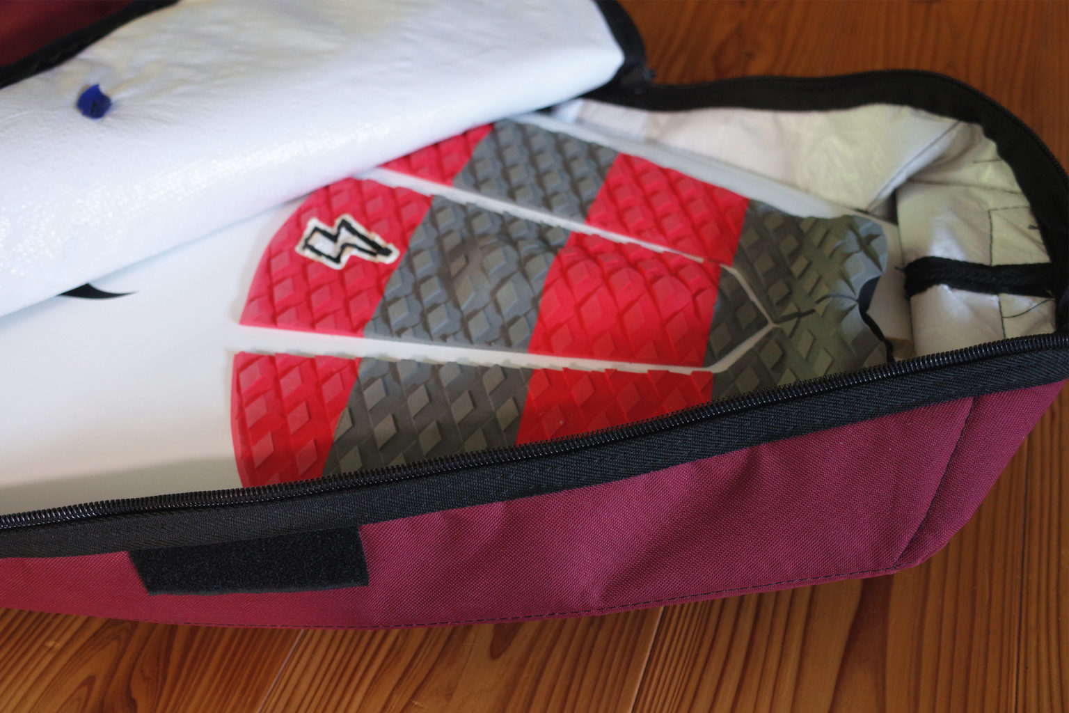 あなたに最適なサーフボードケースの選び方 | サーフィンマガジン「73NAVI」